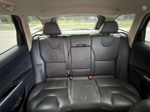 Volvo XC60 2013 Šauļi, ar dzinēja tilpumu 2.40 L un nobraukumu 231 tūkst. km par 11190 €, foto 23 vietnē AUTOMOTO.COM.LV