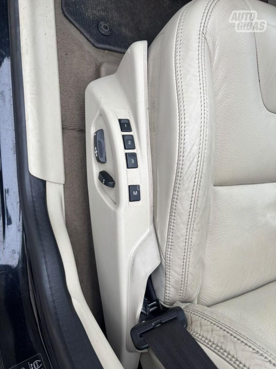 Volvo XC60 2013 Kauņa, ar dzinēja tilpumu 2.00 L un nobraukumu 289 tūkst. km par 7299 €, foto 13 vietnē AUTOMOTO.COM.LV