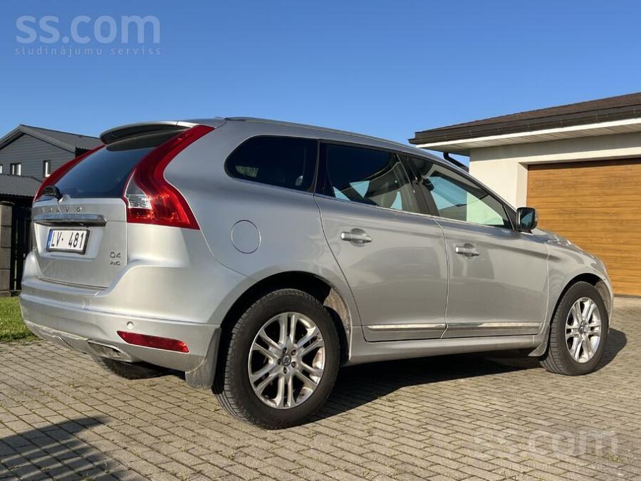 Volvo XC60 2014 in Riga, with an engine capacity of 2.40 L and mileage of 213 thousand km for 13700 €, photo 3 on AUTOMOTO.COM.LV