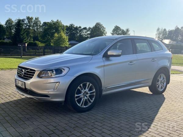 Volvo XC60 2014 in Riga, with an engine capacity of 2.40 L and mileage of 213 thousand km for 13700 €, photo 5 on AUTOMOTO.COM.LV