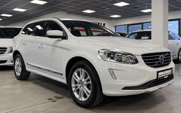 Volvo XC60 2014 in Klaipeda, with an engine capacity of 1.97 L and mileage of 240 thousand km for 14900 €, photo 4 on AUTOMOTO.COM.LV