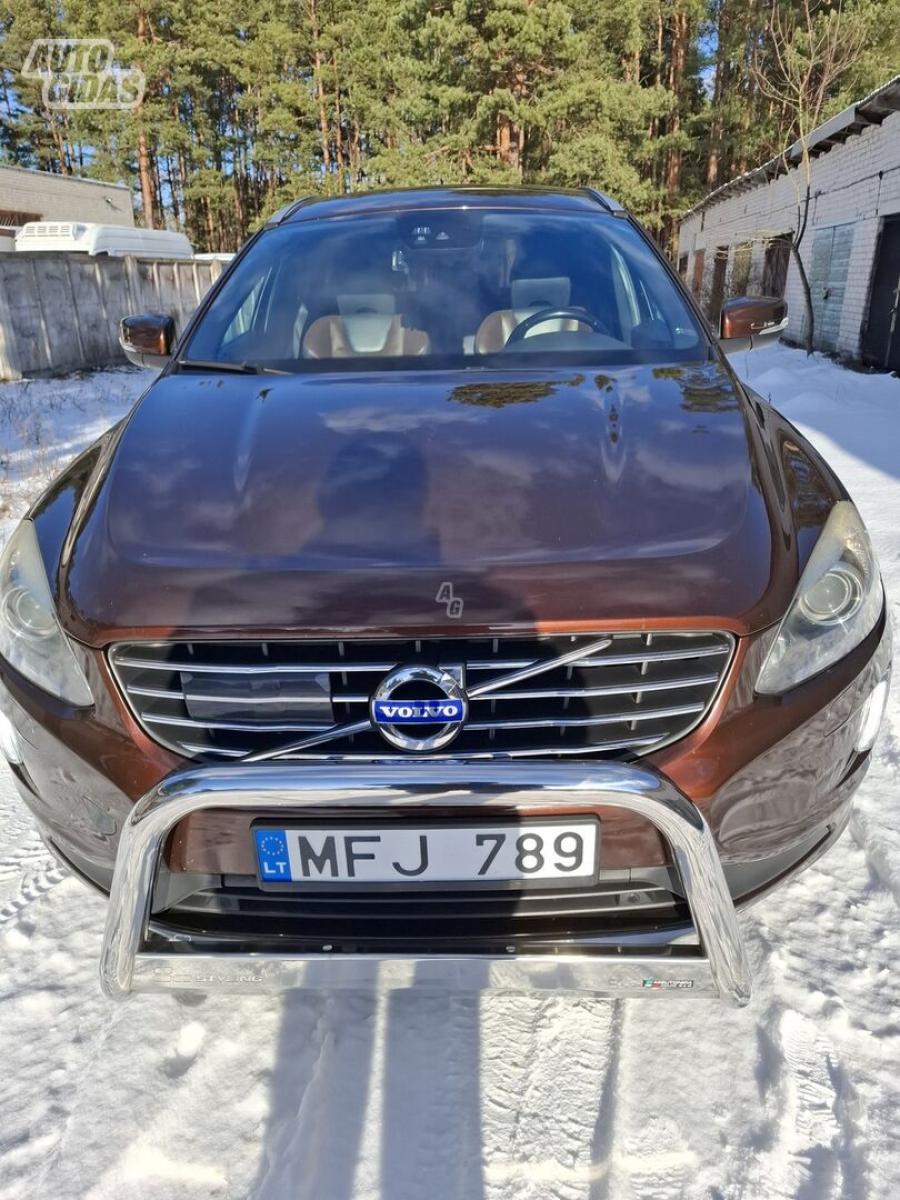 Volvo XC60 2014 in Varena, with an engine capacity of 2.00 L and mileage of 151 thousand km for 17500 €, photo 3 on AUTOMOTO.COM.LV