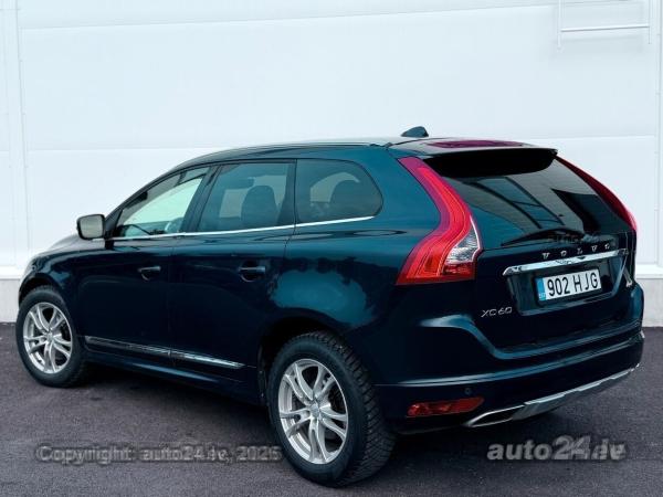 Volvo XC60 2014 in Tallinn, with an engine capacity of 2.00 L and mileage of 243 thousand km for 11799 €, photo 3 on AUTOMOTO.COM.LV