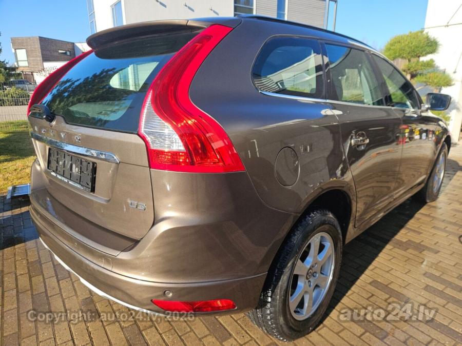 Volvo XC60 2014 Tartu, ar dzinēja tilpumu 2.00 L un nobraukumu 279 tūkst. km par 11790 €, foto 4 vietnē AUTOMOTO.COM.LV