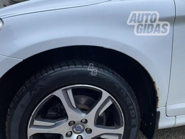 Volvo XC60 2014 in Radviliskis, with an engine capacity of 2.00 L and mileage of 310 thousand km for 9500 €, photo 5 on AUTOMOTO.COM.LV