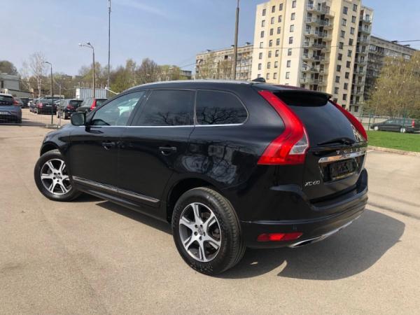 Volvo XC60 2014 in Riga, with an engine capacity of 2.00 L and mileage of 278 thousand km for 13950 €, photo 8 on AUTOMOTO.COM.LV