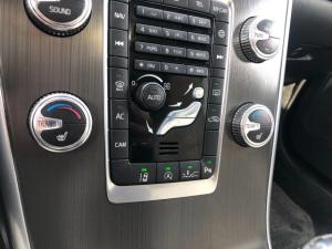 Volvo XC60 2014 in Riga, with an engine capacity of 2.00 L and mileage of 278 thousand km for 13950 €, photo 21 on AUTOMOTO.COM.LV