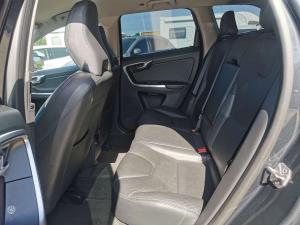 Volvo XC60 2014 in Taurage, with an engine capacity of 1.98 L and mileage of 267 thousand km for 9700 €, photo 12 on AUTOMOTO.COM.LV