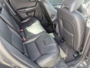 Volvo XC60 2014 in Taurage, with an engine capacity of 1.98 L and mileage of 267 thousand km for 9700 €, photo 13 on AUTOMOTO.COM.LV