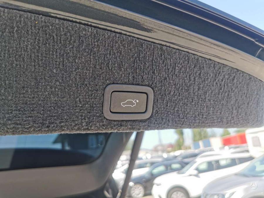 Volvo XC60 2014 in Taurage, with an engine capacity of 1.98 L and mileage of 267 thousand km for 9700 €, photo 16 on AUTOMOTO.COM.LV
