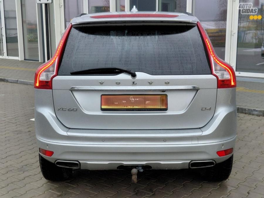 Volvo XC60 2014 in Kaunas, with an engine capacity of 2.00 L and mileage of 275 thousand km for 6750 €, photo 4 on AUTOMOTO.COM.LV