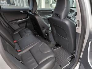 Volvo XC60 2014 in Kaunas, with an engine capacity of 2.00 L and mileage of 275 thousand km for 6750 €, photo 7 on AUTOMOTO.COM.LV
