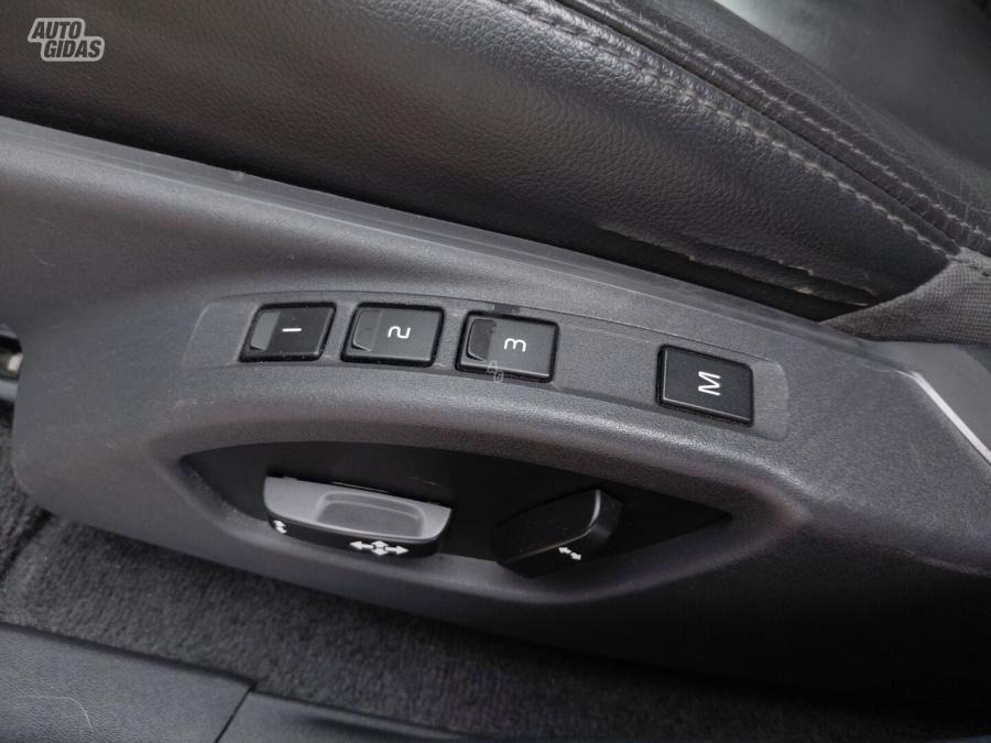 Volvo XC60 2014 in Kaunas, with an engine capacity of 2.00 L and mileage of 275 thousand km for 6750 €, photo 13 on AUTOMOTO.COM.LV