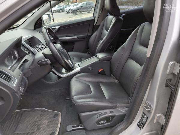 Volvo XC60 2014 in Kaunas, with an engine capacity of 2.00 L and mileage of 275 thousand km for 6499 €, photo 7 on AUTOMOTO.COM.LV