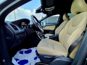 Volvo XC60 2014 in Siauliai, with an engine capacity of 2.40 L and mileage of 186 thousand km for 13650 €, photo 17 on AUTOMOTO.COM.LV
