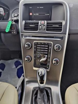 Volvo XC60 2014 in Siauliai, with an engine capacity of 2.40 L and mileage of 186 thousand km for 13650 €, photo 27 on AUTOMOTO.COM.LV