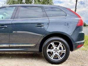 Volvo XC60 2014 in Siauliai, with an engine capacity of 1.98 L and mileage of 282 thousand km for 12950 €, photo 13 on AUTOMOTO.COM.LV