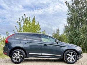 Volvo XC60 2014 in Siauliai, with an engine capacity of 1.98 L and mileage of 282 thousand km for 12950 €, photo 15 on AUTOMOTO.COM.LV