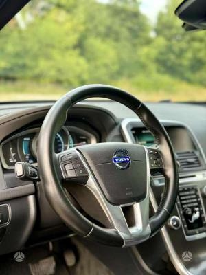 Volvo XC60 2014 in Siauliai, with an engine capacity of 1.98 L and mileage of 282 thousand km for 12950 €, photo 24 on AUTOMOTO.COM.LV