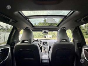 Volvo XC60 2014 in Siauliai, with an engine capacity of 1.98 L and mileage of 282 thousand km for 12950 €, photo 38 on AUTOMOTO.COM.LV