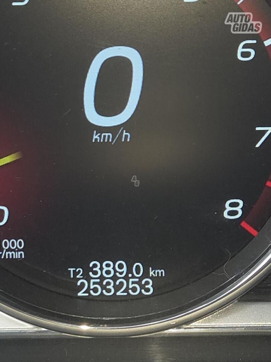 Volvo XC60 2014 Radviliškis, ar dzinēja tilpumu 3.20 L un nobraukumu 260 tūkst. km par 8000 €, foto 14 vietnē AUTOMOTO.COM.LV