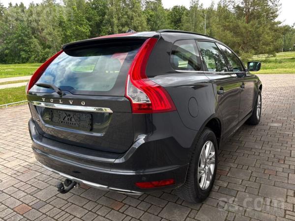 Volvo XC60 2015 in Jelgava, with an engine capacity of 2.00 L and mileage of 207 thousand km for 12950 €, photo 4 on AUTOMOTO.COM.LV