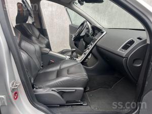 Volvo XC60 2015 Liepāja, ar dzinēja tilpumu 2.00 L un nobraukumu 171 tūkst. km par 12350 €, foto 7 vietnē AUTOMOTO.COM.LV