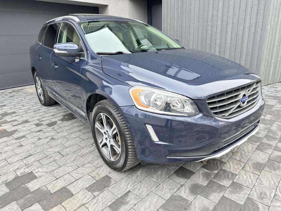 Volvo XC60 2015 Šauļi, ar dzinēja tilpumu 2.95 L un nobraukumu 240 tūkst. km par 13000 €, foto 3 vietnē AUTOMOTO.COM.LV