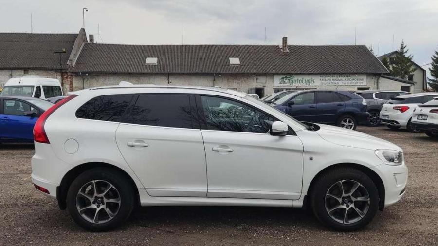Volvo XC60 2015 in Klaipeda, with an engine capacity of 1.97 L and mileage of 160 thousand km for 13600 €, photo 5 on AUTOMOTO.COM.LV