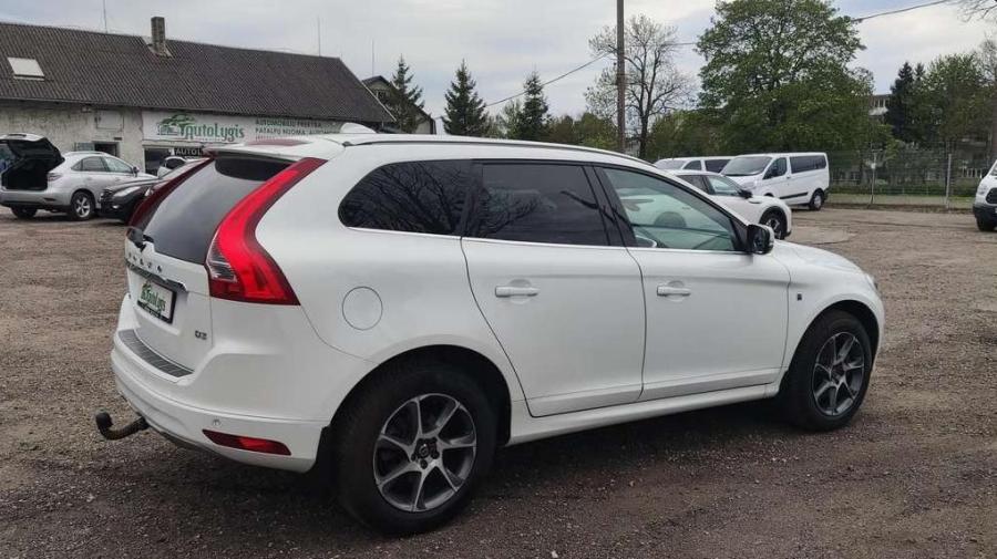 Volvo XC60 2015 in Klaipeda, with an engine capacity of 1.97 L and mileage of 160 thousand km for 13600 €, photo 6 on AUTOMOTO.COM.LV