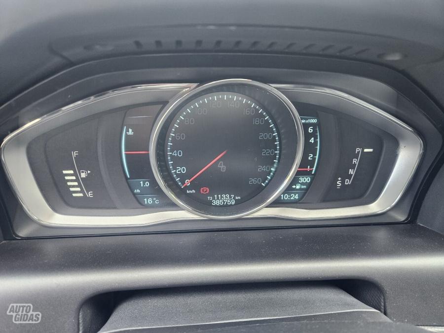 Volvo XC60 2015 Vilkaviškis, ar dzinēja tilpumu 2.00 L un nobraukumu 386 tūkst. km par 7500 €, foto 12 vietnē AUTOMOTO.COM.LV