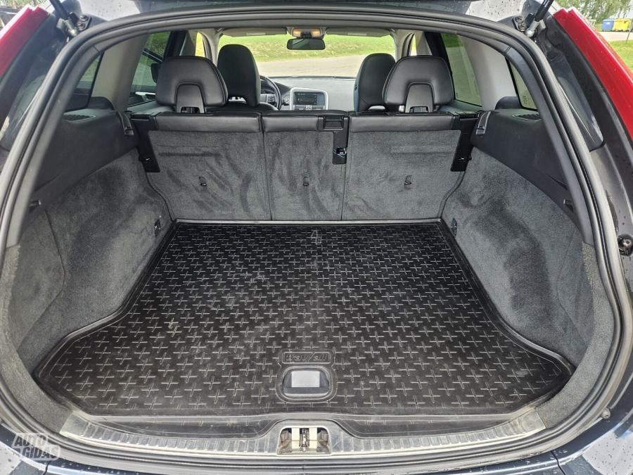 Volvo XC60 2015 Vilkaviškis, ar dzinēja tilpumu 2.00 L un nobraukumu 386 tūkst. km par 7500 €, foto 16 vietnē AUTOMOTO.COM.LV