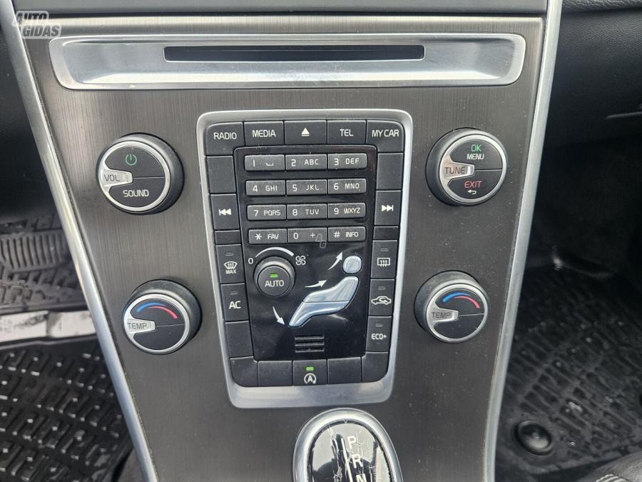 Volvo XC60 2015 Vilkaviškis, ar dzinēja tilpumu 2.00 L un nobraukumu 386 tūkst. km par 7500 €, foto 17 vietnē AUTOMOTO.COM.LV