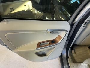 Volvo XC60 2015 Klaipėda, ar dzinēja tilpumu 3.00 L un nobraukumu 250 tūkst. km par 3600 €, foto 6 vietnē AUTOMOTO.COM.LV