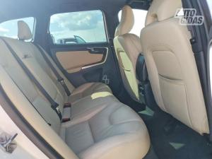 Volvo XC60 2015 Vilkaviškis, ar dzinēja tilpumu 2.00 L un nobraukumu 318 tūkst. km par 6200 €, foto 11 vietnē AUTOMOTO.COM.LV