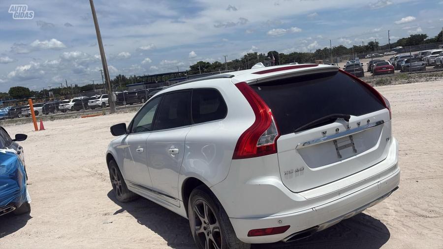 Volvo XC60 2015 Vilkaviškis, ar dzinēja tilpumu 2.00 L un nobraukumu 318 tūkst. km par 6200 €, foto 13 vietnē AUTOMOTO.COM.LV