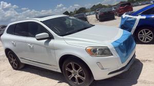 Volvo XC60 2015 Vilkaviškis, ar dzinēja tilpumu 2.00 L un nobraukumu 318 tūkst. km par 6200 €, foto 15 vietnē AUTOMOTO.COM.LV