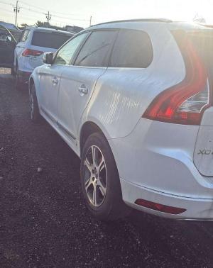 Volvo XC60 2015 Šauļi, ar dzinēja tilpumu 2.95 L un nobraukumu 182 tūkst. km par 9500 €, foto 10 vietnē AUTOMOTO.COM.LV