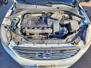 Volvo XC60 2015 Šauļi, ar dzinēja tilpumu 2.95 L un nobraukumu 182 tūkst. km par 9500 €, foto 19 vietnē AUTOMOTO.COM.LV
