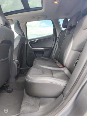 Volvo XC60 2015 Viļņa, ar dzinēja tilpumu 2.40 L un nobraukumu 244 tūkst. km par 11850 €, foto 9 vietnē AUTOMOTO.COM.LV