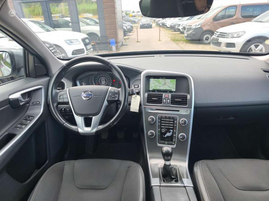 Volvo XC60 2015 Viļņa, ar dzinēja tilpumu 2.40 L un nobraukumu 244 tūkst. km par 11850 €, foto 13 vietnē AUTOMOTO.COM.LV