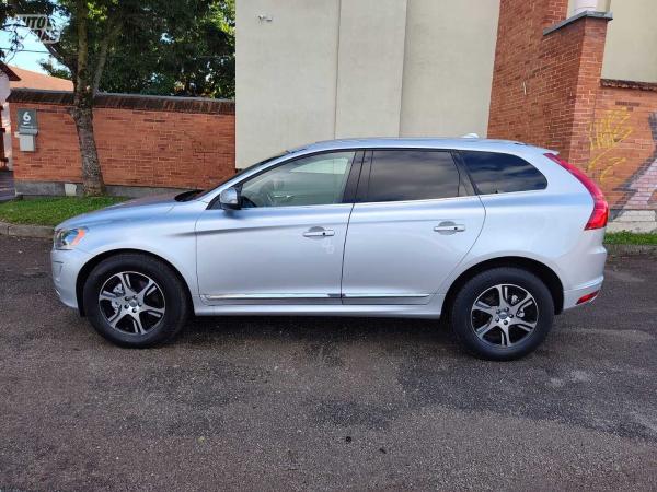 Volvo XC60 2015 in Siauliai, with an engine capacity of 3.00 L and mileage of 146 thousand km for 15000 €, photo 9 on AUTOMOTO.COM.LV