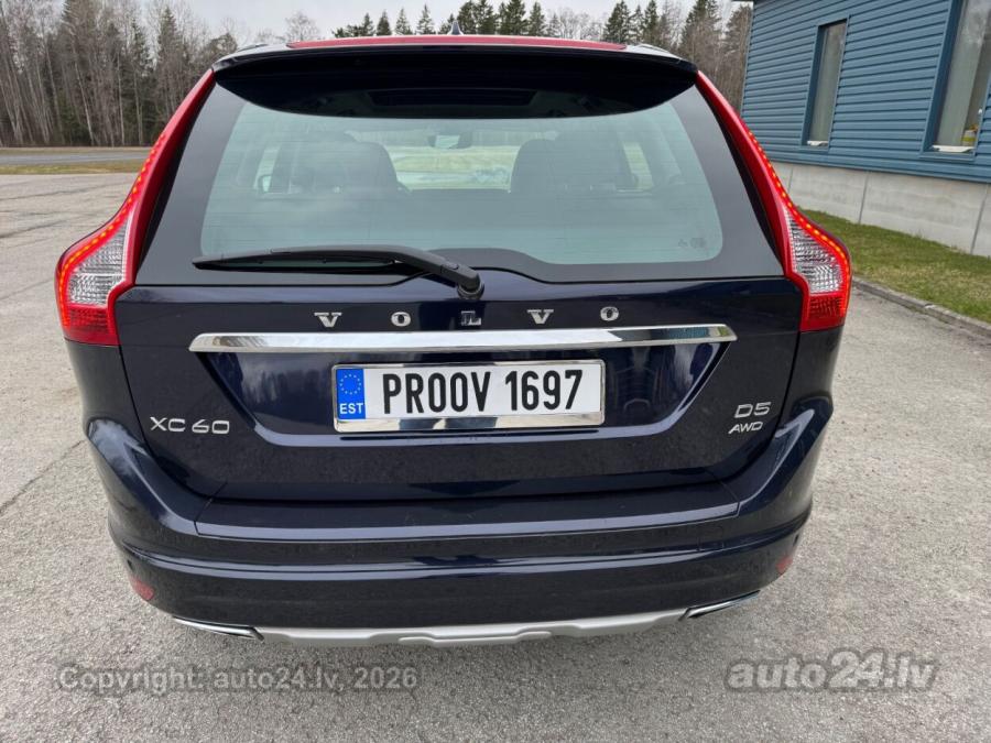 Volvo XC60 2016 Rapla, ar dzinēja tilpumu 2.40 L un nobraukumu 250 tūkst. km par 15900 €, foto 9 vietnē AUTOMOTO.COM.LV