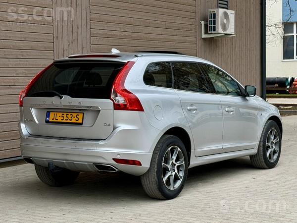Volvo XC60 2016 Jelgava, ar dzinēja tilpumu 2.00 L un nobraukumu 191 tūkst. km par 15990 €, foto 7 vietnē AUTOMOTO.COM.LV