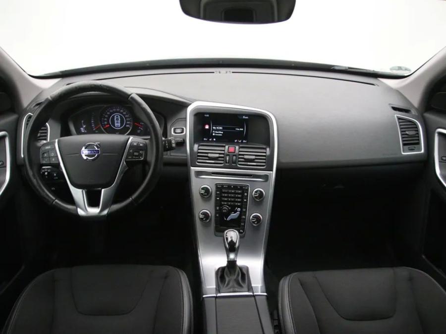 Volvo XC60 2016 Viļņa, ar dzinēja tilpumu 2.00 L un nobraukumu 266 tūkst. km par 12499 €, foto 3 vietnē AUTOMOTO.COM.LV