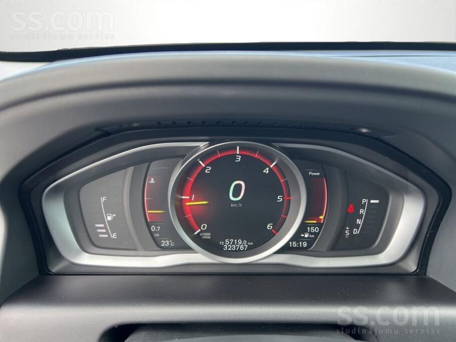 Volvo XC60 2016 Rīga, ar dzinēja tilpumu 2.00 L un nobraukumu 324 tūkst. km par 9790 €, foto 12 vietnē AUTOMOTO.COM.LV