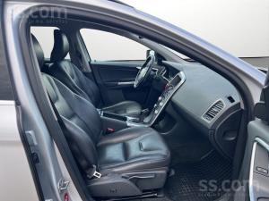 Volvo XC60 2016 Rīga, ar dzinēja tilpumu 2.00 L un nobraukumu 324 tūkst. km par 9790 €, foto 17 vietnē AUTOMOTO.COM.LV
