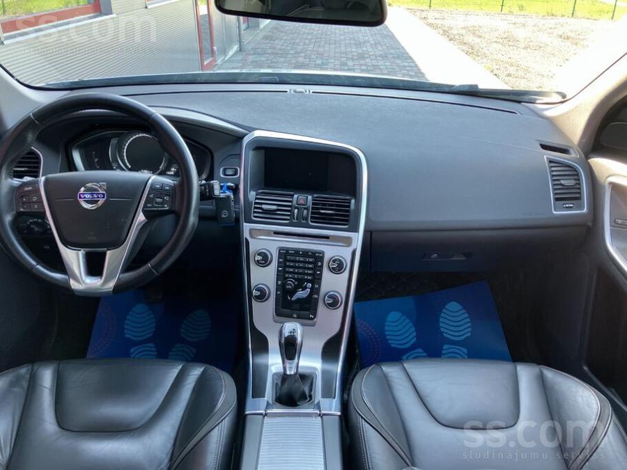 Volvo XC60 2016 Talsi, ar dzinēja tilpumu 2.00 L un nobraukumu 213 tūkst. km par 12999 €, foto 19 vietnē AUTOMOTO.COM.LV