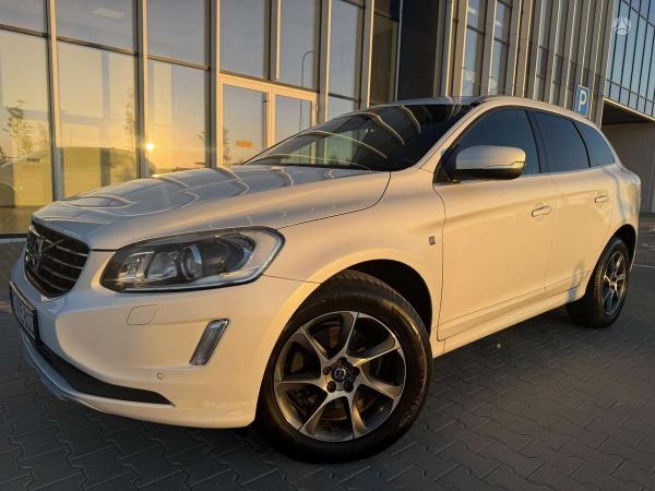 Volvo XC60 2016 Viļņa, ar dzinēja tilpumu 2.40 L un nobraukumu 250 tūkst. km par 14900 €, foto 2 vietnē AUTOMOTO.COM.LV
