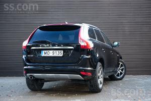 Volvo XC60 2016 Rīga, ar dzinēja tilpumu 2.00 L un nobraukumu 0 tūkst. km par 13490 €, foto 4 vietnē AUTOMOTO.COM.LV